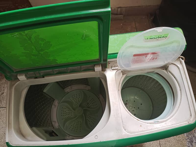 Izone Washing Machine & Dryer - Washer & Dryer - 1110939333