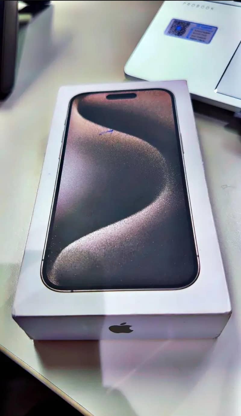 I phone 15 pro titanium grey - Mobile Phones - 1110950565