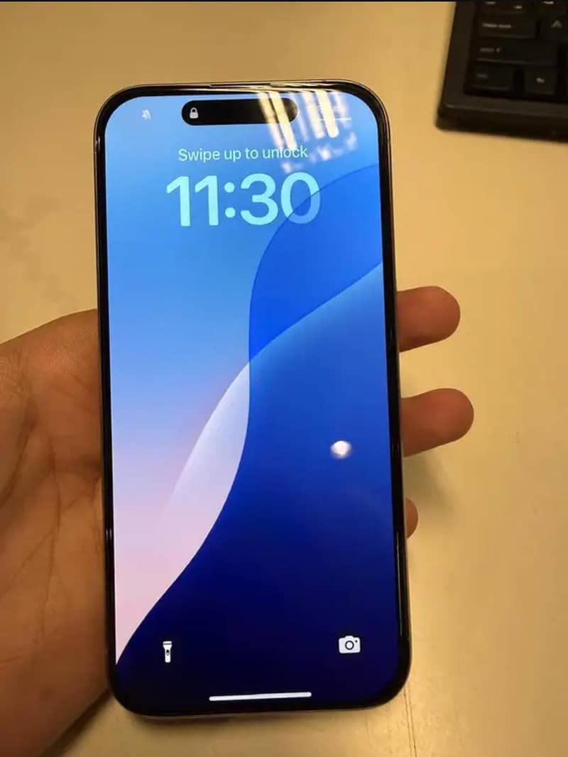 I phone 15 pro titanium grey - Mobile Phones - 1110950565