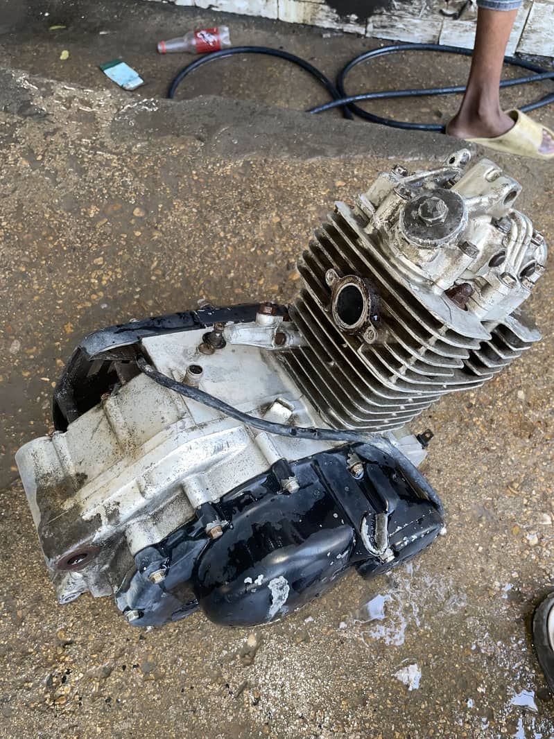 Suzuki GN 125-180cc Engine 5 gear - Engines - 1110976064