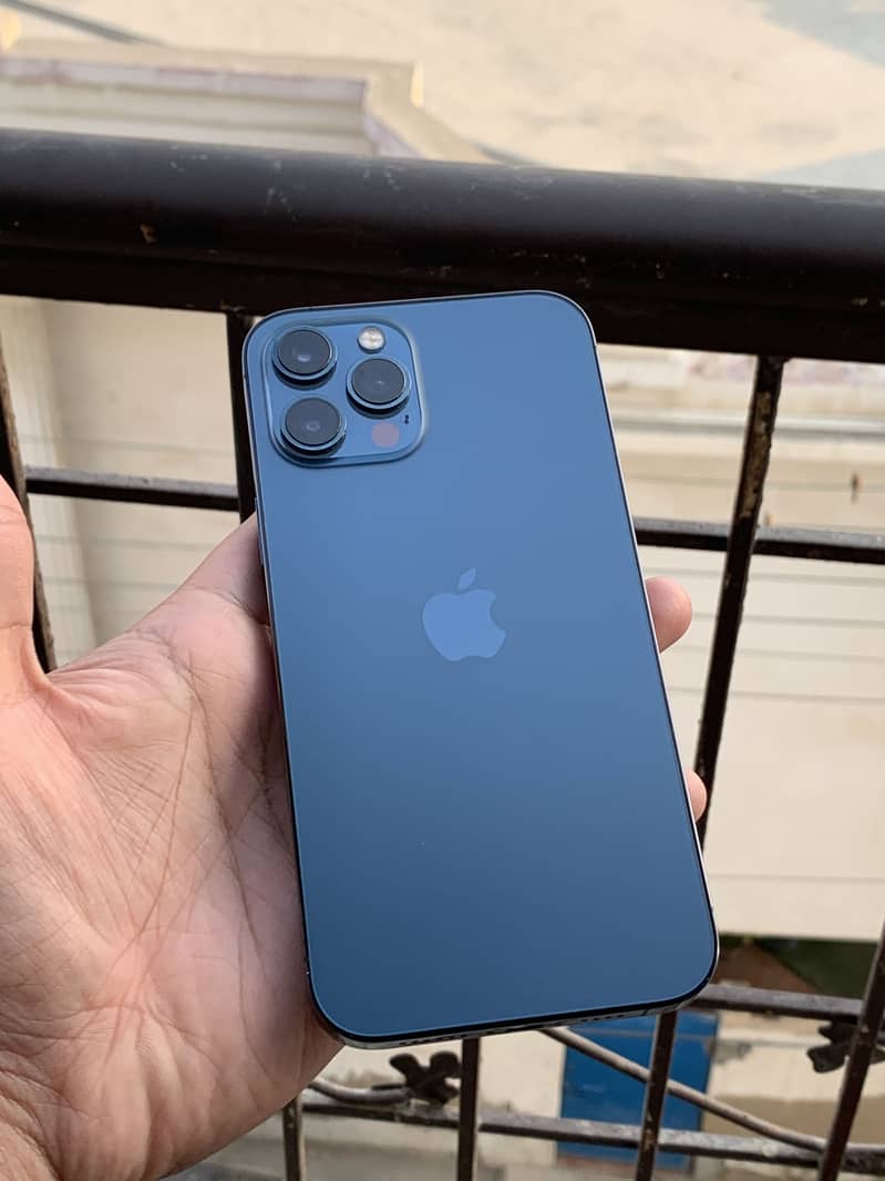 Iphone 12 pro max factory unlocked - Mobile Phones - 1110978982