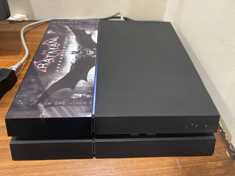 PS4 jailbreak 500 GB with original box. And custom arcade stick ...