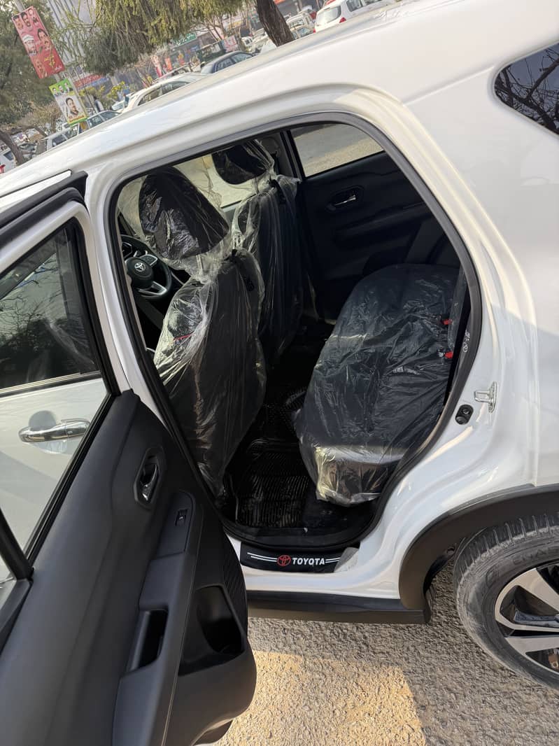 Toyota Raize Z - Cars - 1110983843