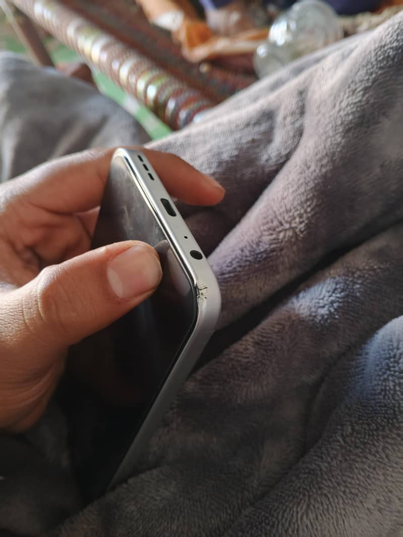 infinix hot 60 pro - Mobile Phones - 1110992510