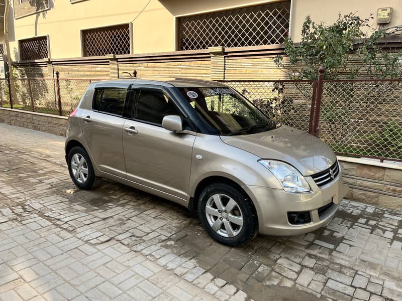 SWIFT DLX 1.3 MODEL 2016 - Cars - 1111063533