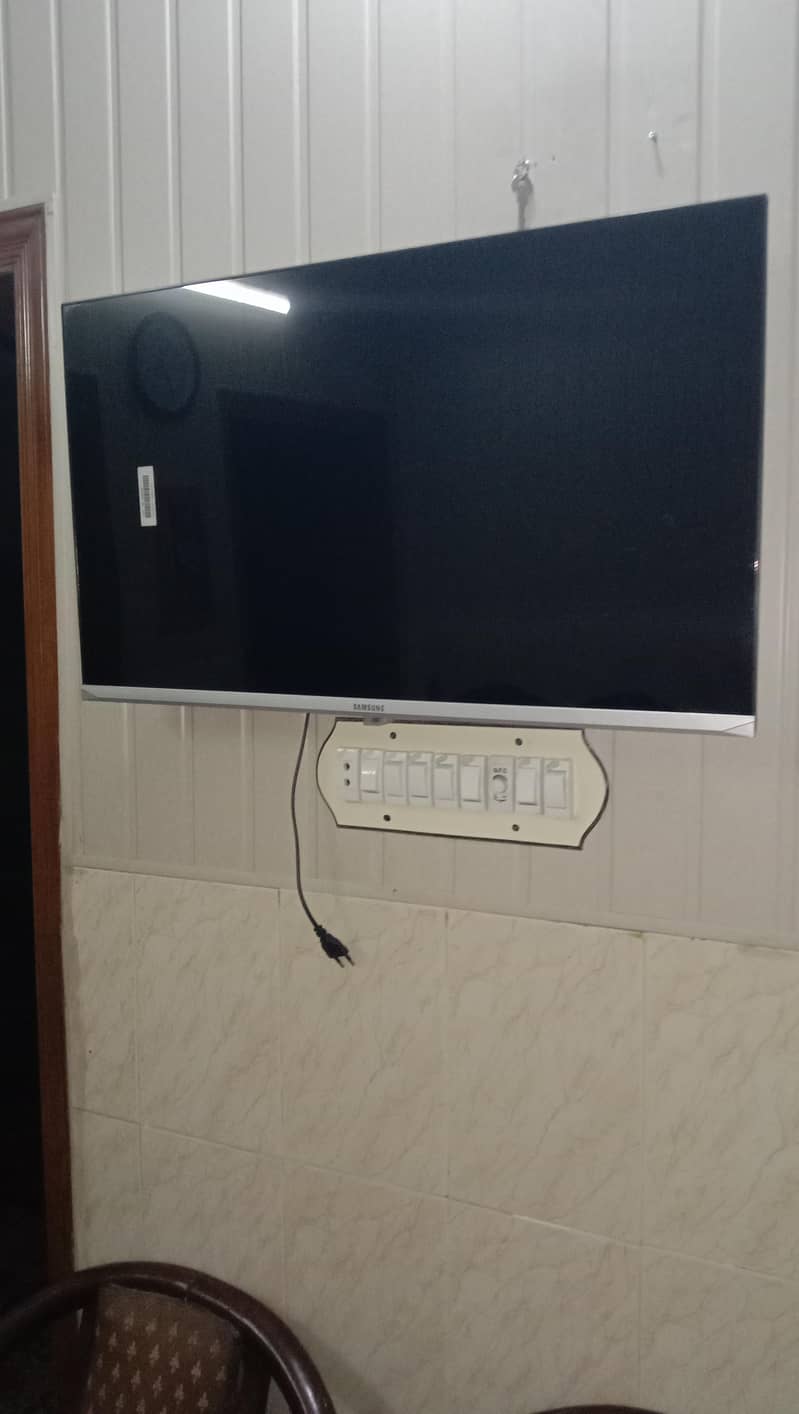 Android LED 32 inch lush condition - Televisions - 1111090209