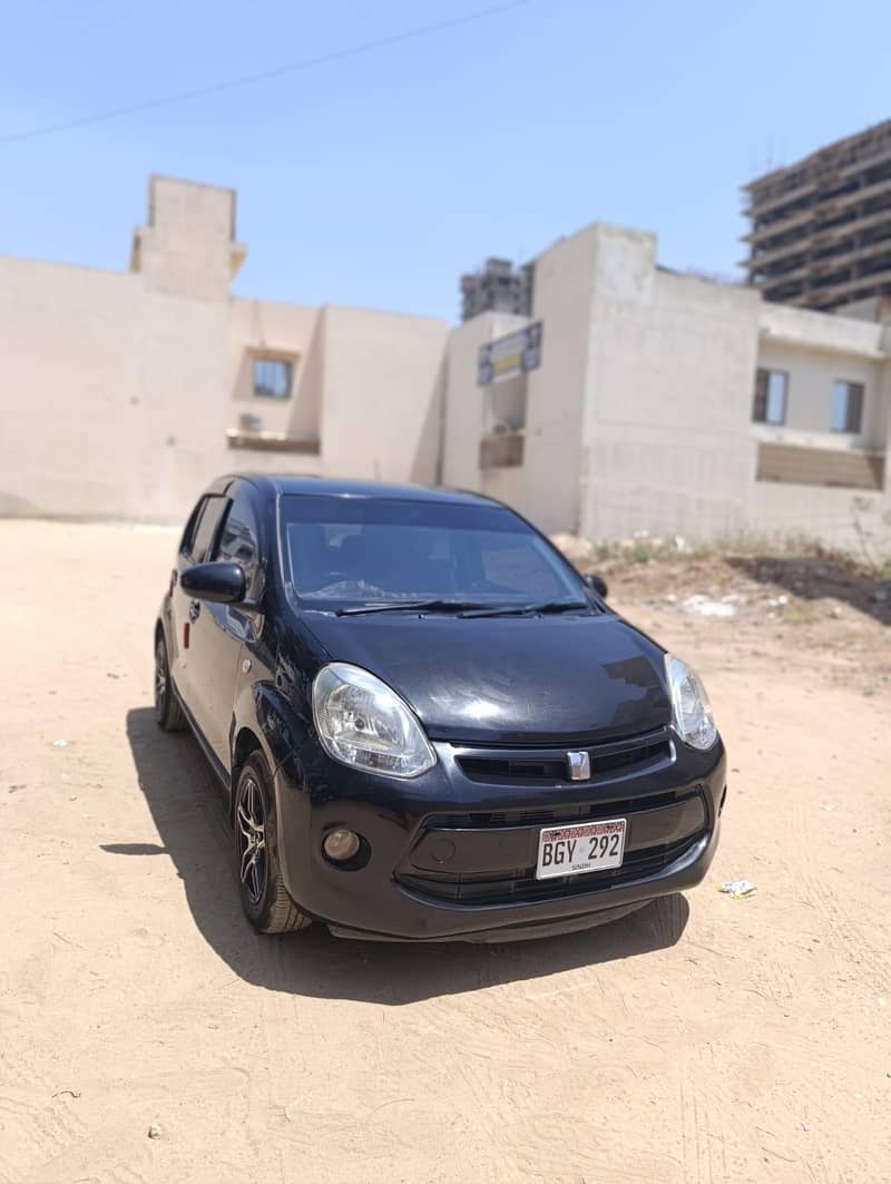 Black Toyota Passo X G package - Cars - 1111093195