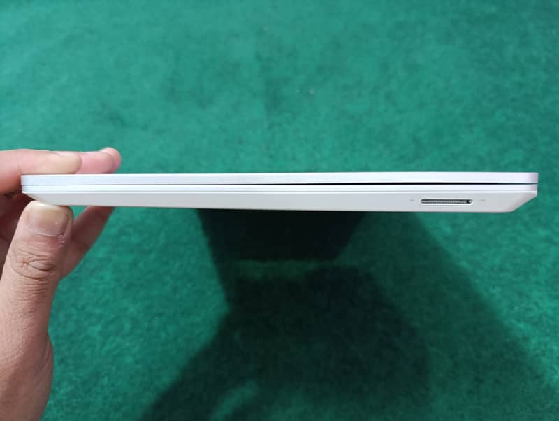 Microsoft Surface Touch Screen Core i5 10th Generation A+ 10/10 ...