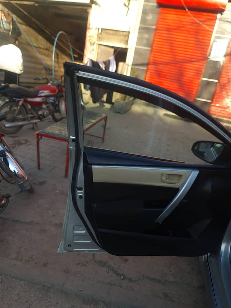 Toyota Corolla GLI 2016 Model For Sale - Cars - 1111149870