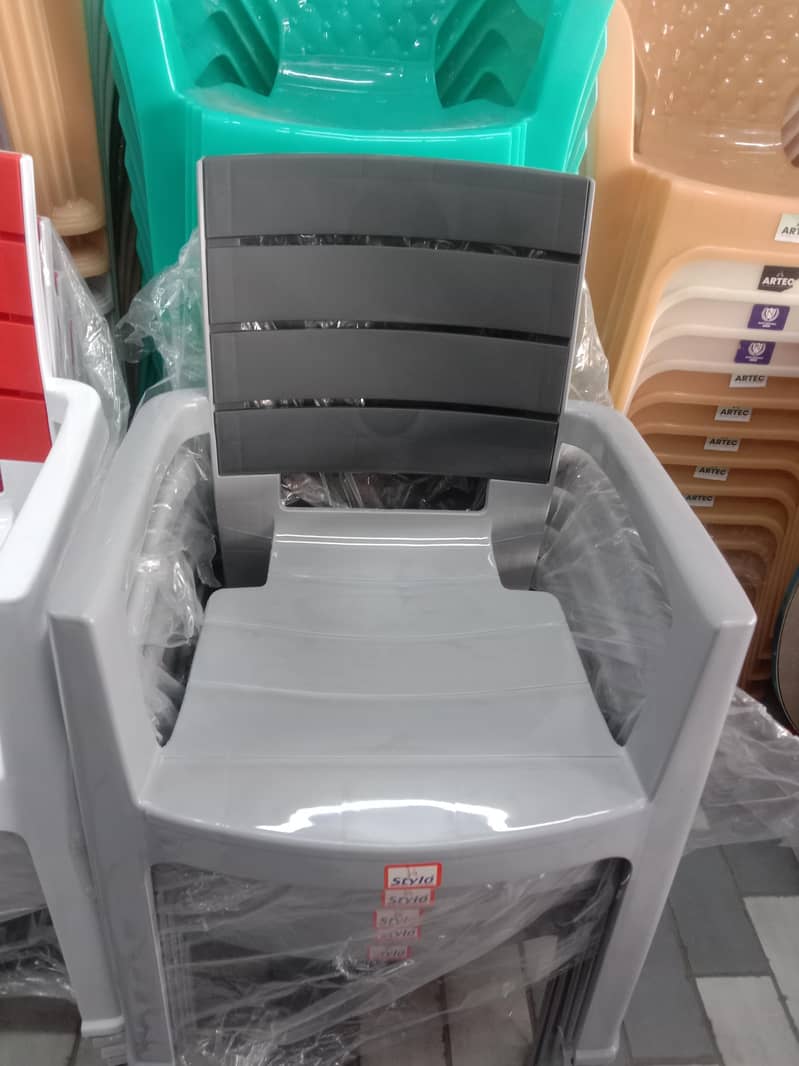 New Modern Stylish Plastic Chair /indoor and outdoor Plastic chair ...