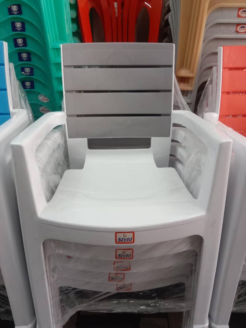 New Modern Stylish Plastic Chair /indoor and outdoor Plastic chair ...