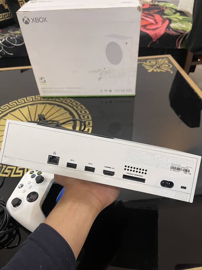 Xbox Series S - Gaming Consoles - 1111226225
