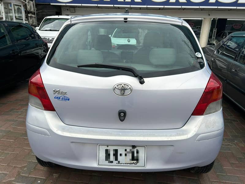 Toyota Vitz 2008/13 - Cars - 1111235174