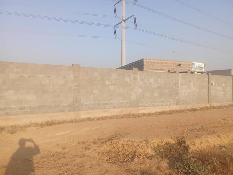 4 Lac ka plot Memon Town, Memon Goth se 5 Min ki drive par - Standard ...