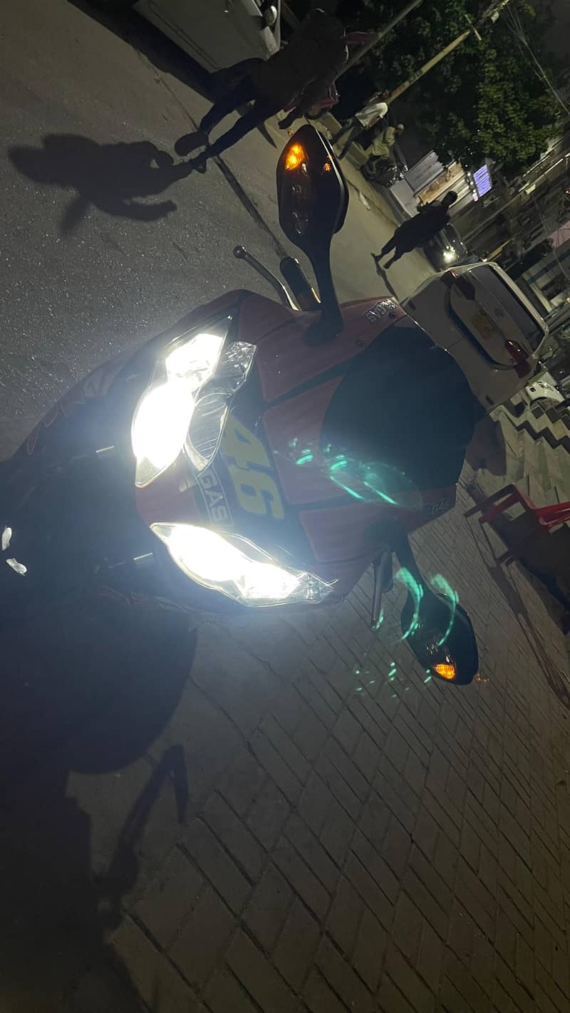 Heavy Sports Bike Honda CBR400cc in new shape and mint condition ...
