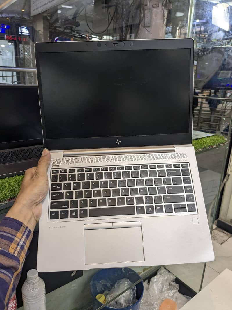 HP 840 g5 - Laptops - 1111499330