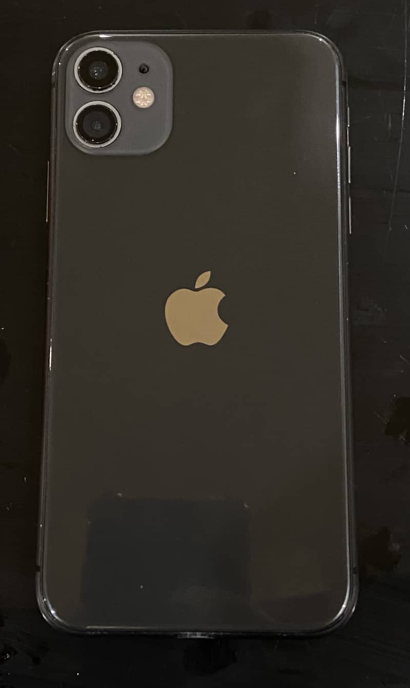 Apple iPhone 11 - Mobile Phones - 1111528627