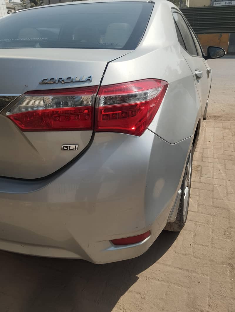 Toyota Corolla Gli Auto Model 2016 Reg. 2017 Silver - Cars - 1111630727