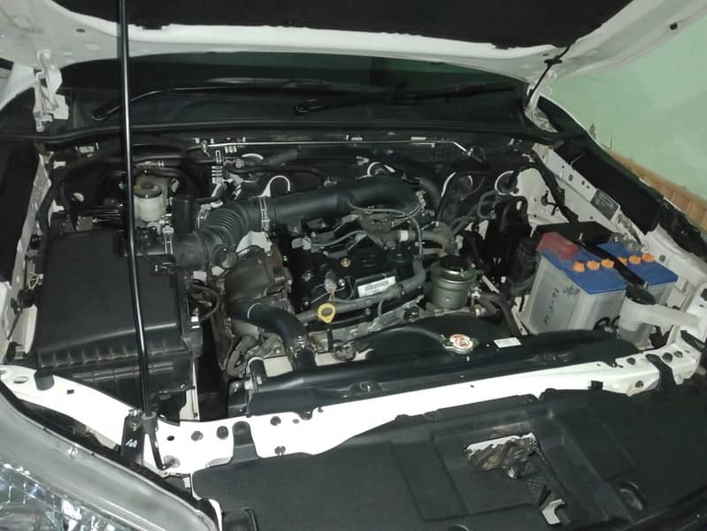 Toyota hilux single cabin 2tr - Cars - 1111705758
