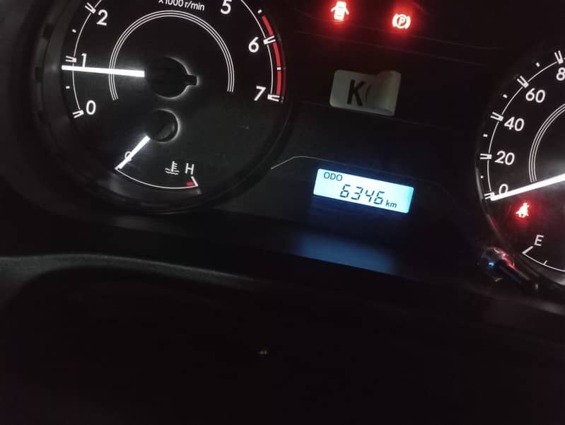 Toyota hilux single cabin 2tr - Cars - 1111705758