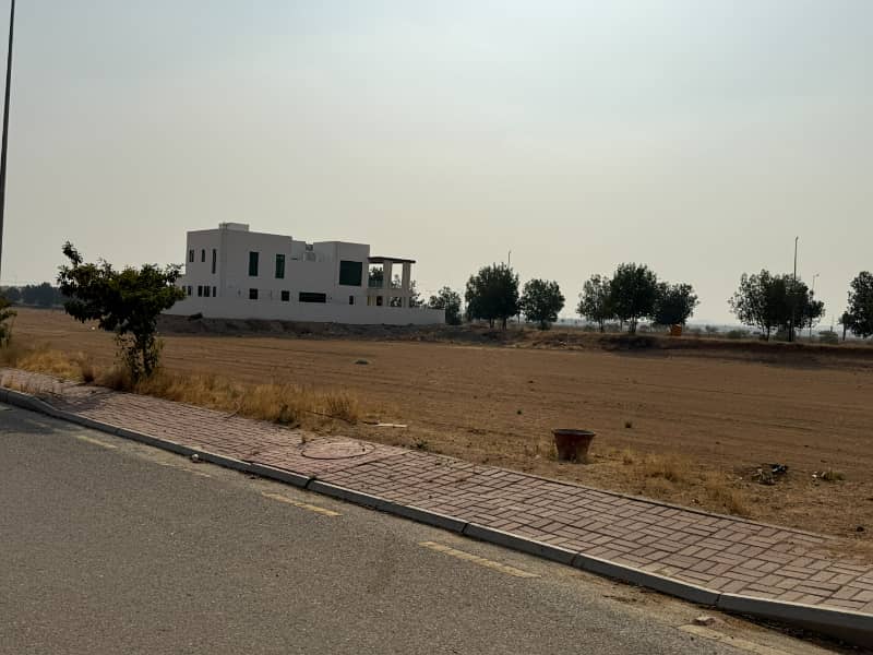 1000 Sq Yd Plot For Sale Precinct-33, Bahria Town Karachi Near Shopping ...