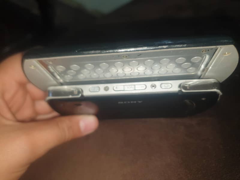 PSP go rare black color - Gaming Consoles - 1111821456