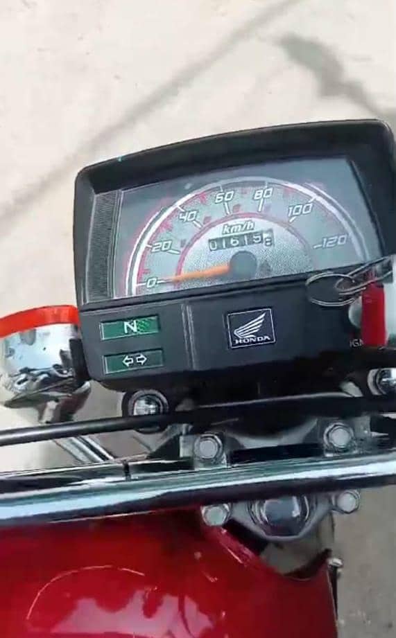 Honda CC 70 model 2003 WhatsApp number 03 27, 35, 83, 3, 69 - Standard ...