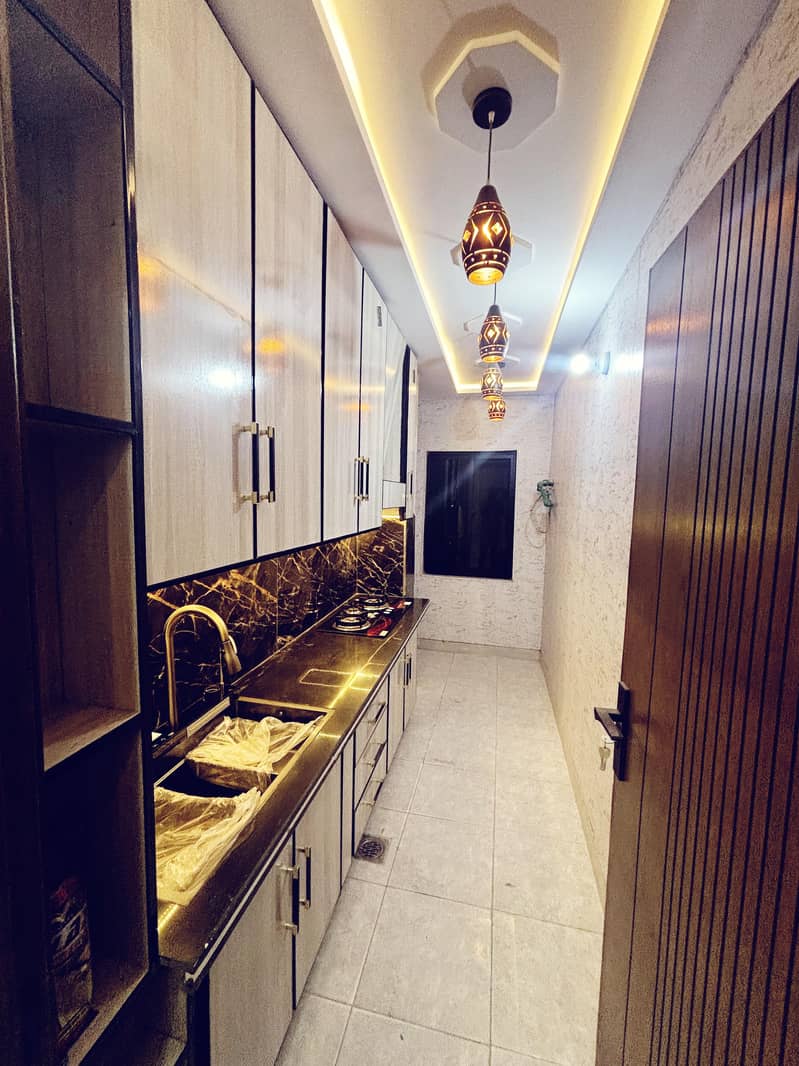 Corner Spacious style Two bedrooms wid Double Tarrace Family Apartment ...