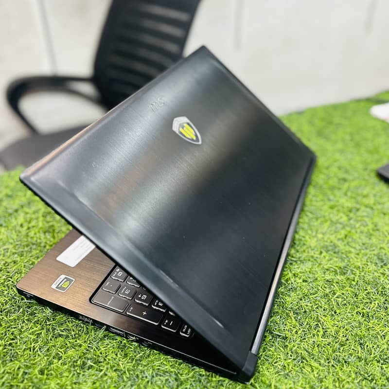 MSI Workstation i7-7700HQ. 6GB NVIDIA P3000 graphics card - Laptops ...
