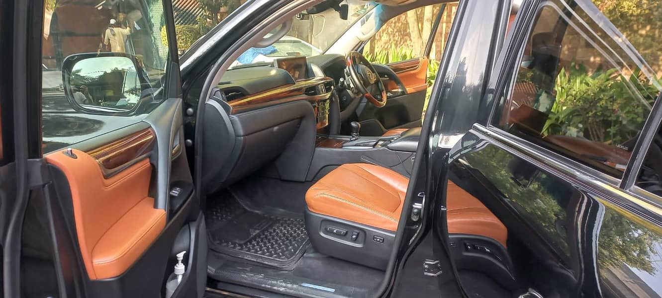 LEXUS LX 570 (Model 2017) - Cars - 1113616122