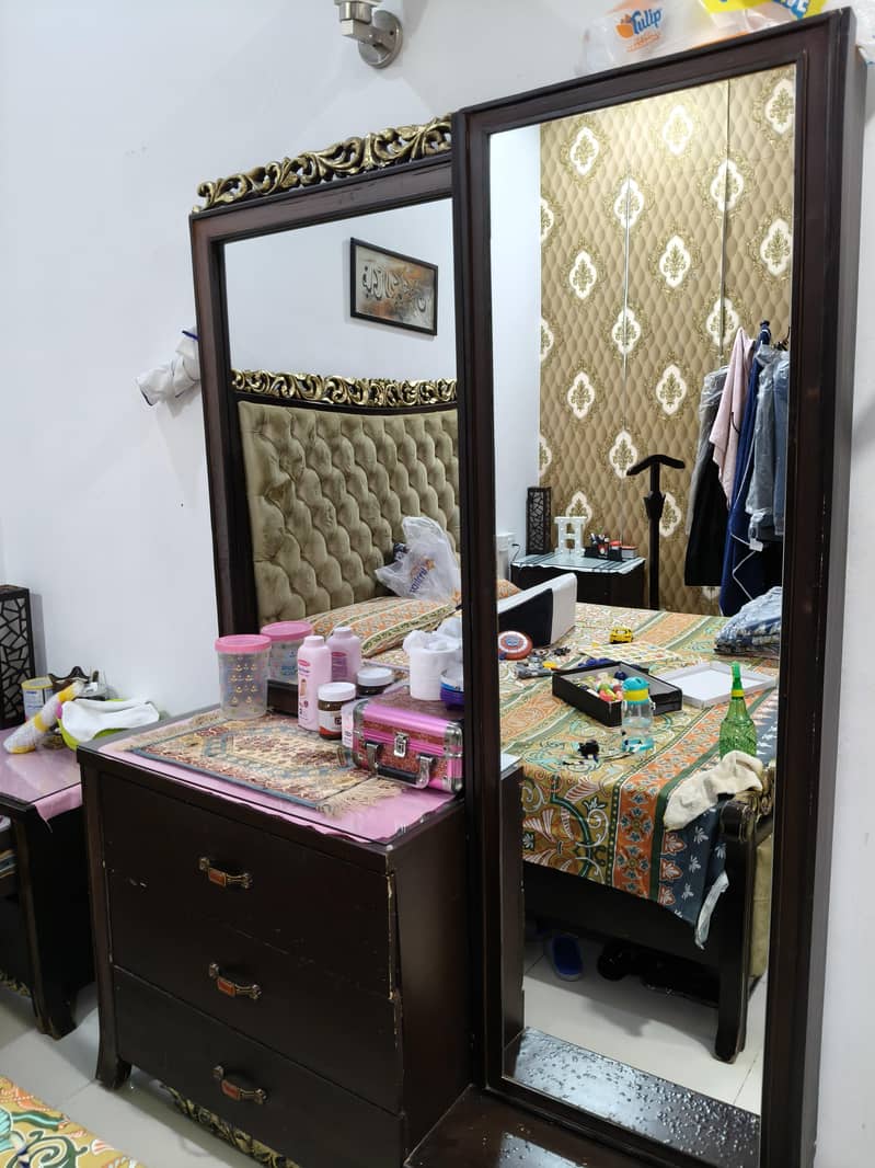 Luxury Wooden Bed Set for Sale – Bed + Almari + Dressing + Side Tables ...