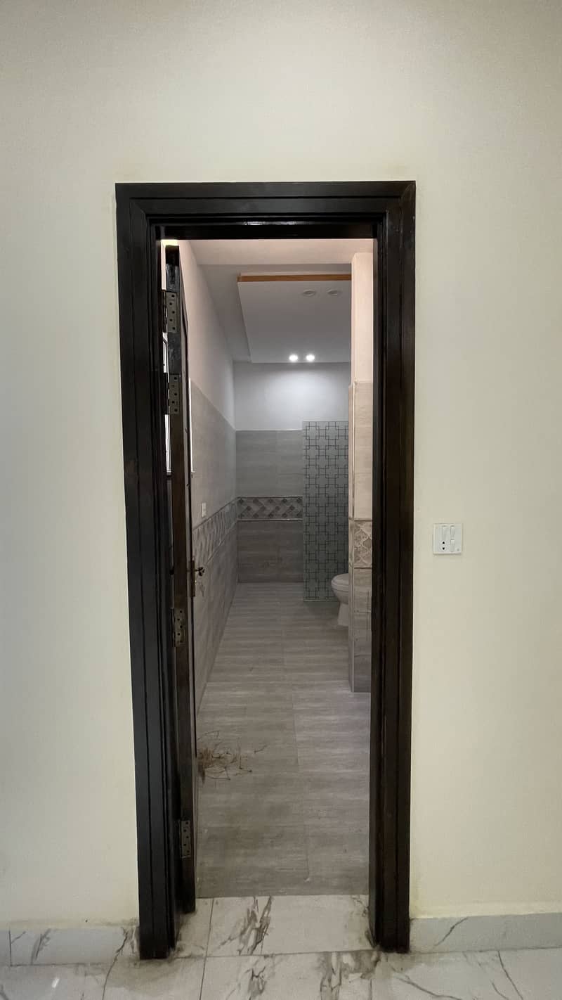Luxury 5 Marla Brand New House For Sale - Houses - 1114798366