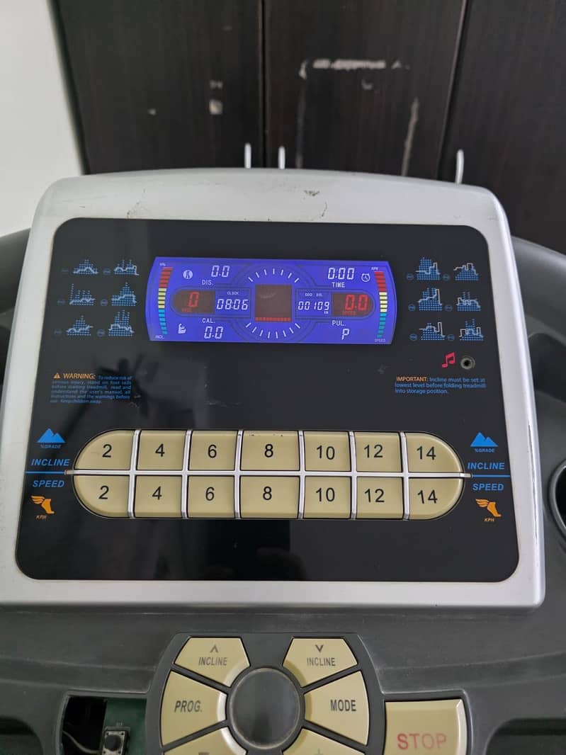 Treadmill for sale. - Gym & Fitness - 1114903043
