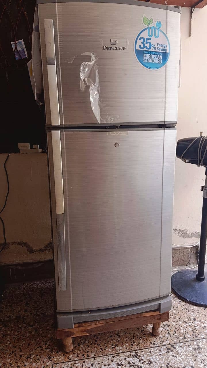 Dawlance energy saving fridge 11 cubic feet - Refrigerators - 1114904971