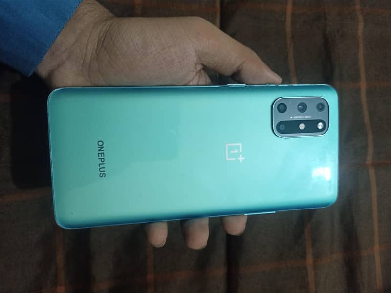 One Plus 8T - Mobile Phones - 1114927064