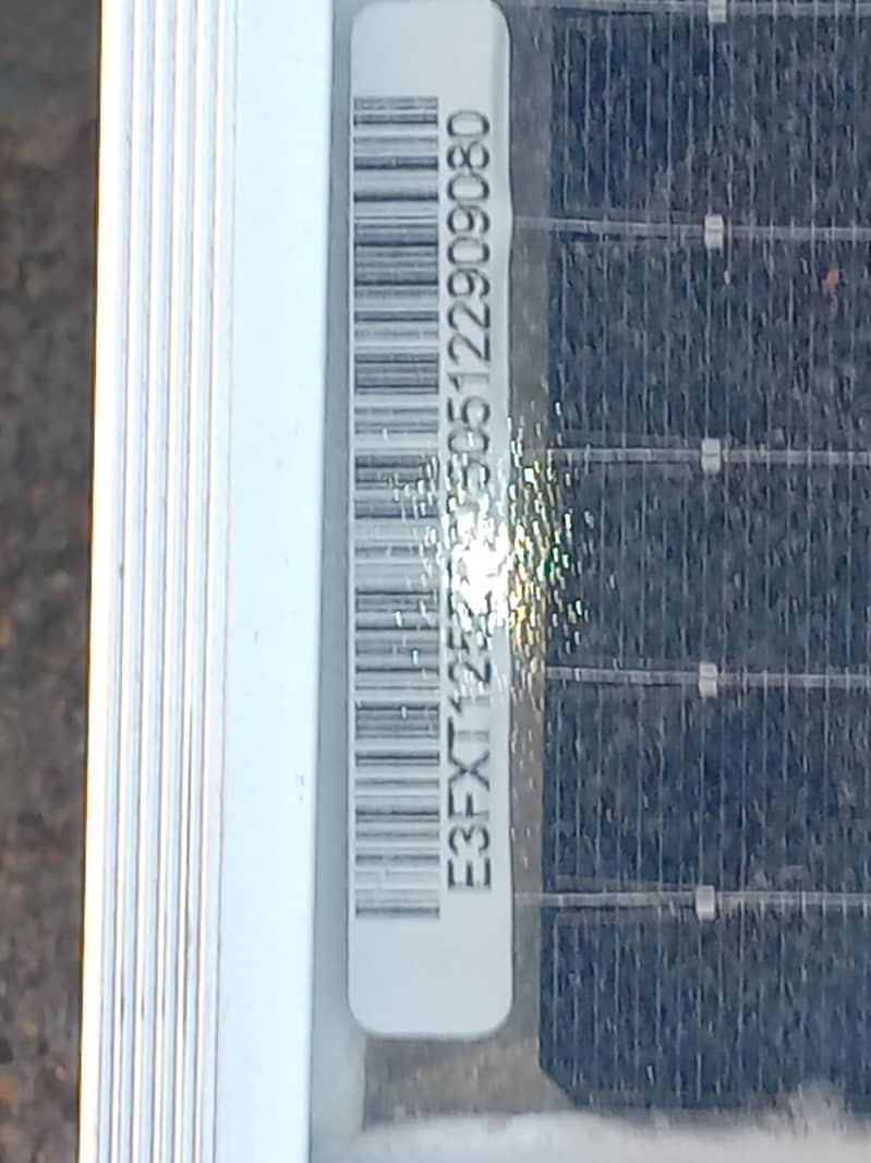 Moving Out Sale - Chrap Price - Solar Inverter - 1114948628