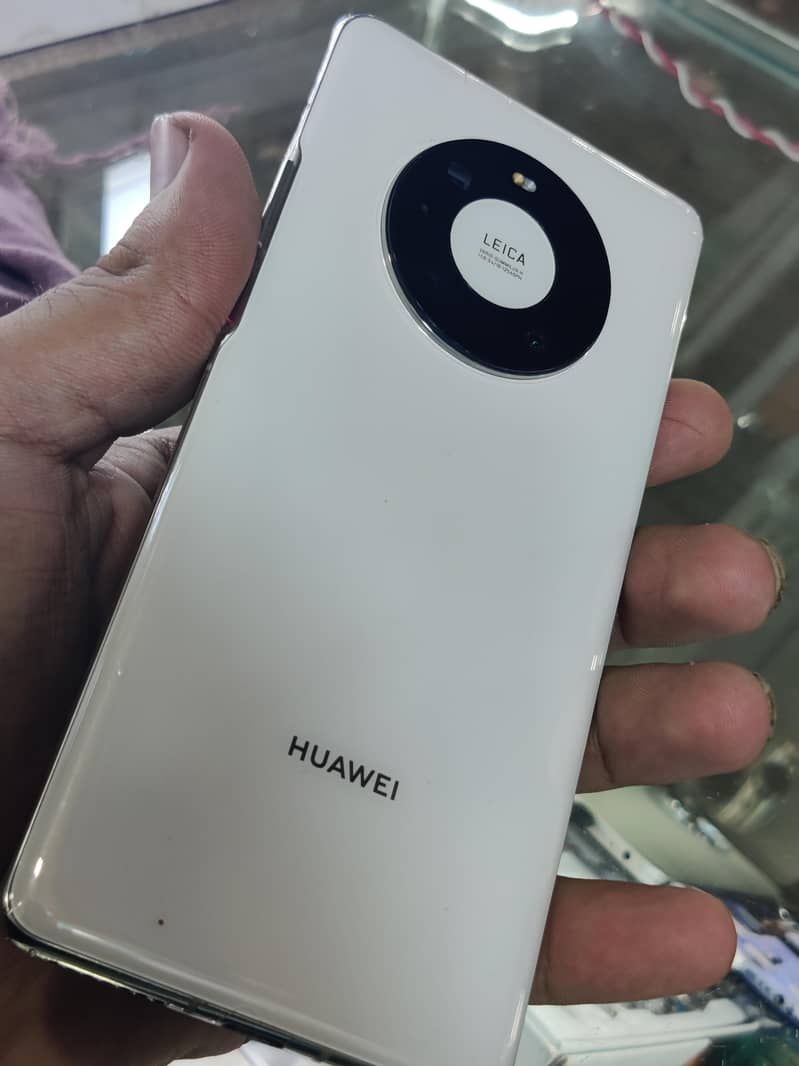 Huawei Mate 40 Pro - Mobile Phones - 1114979757