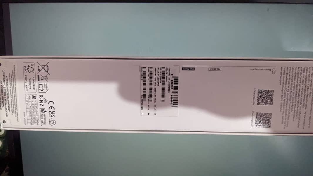 Samsung Earbuds and Watch Condition new Box Pack - Microphones - 1114989248
