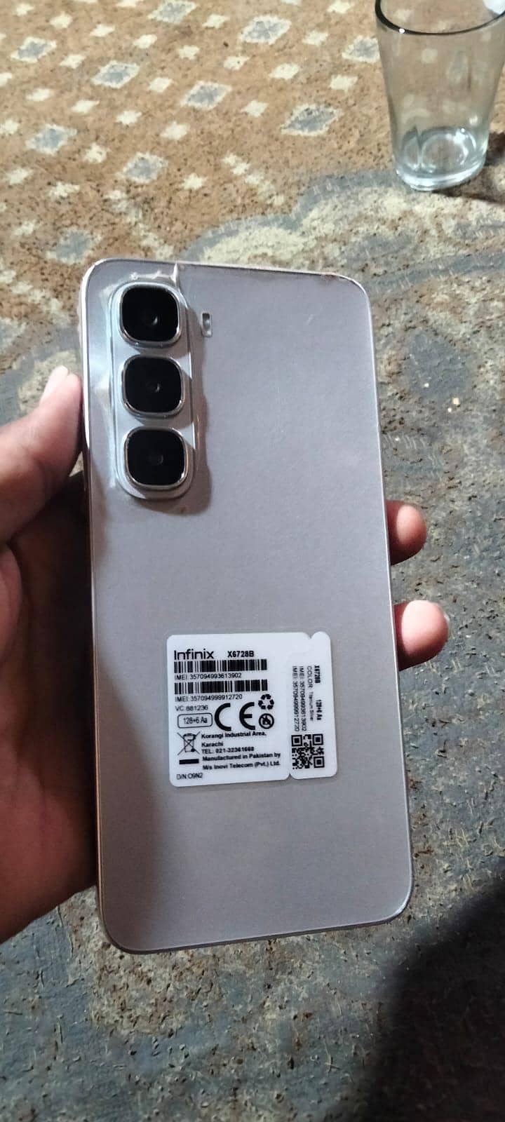 Infinix Hot 10 - Mobile Phones - 1115010394