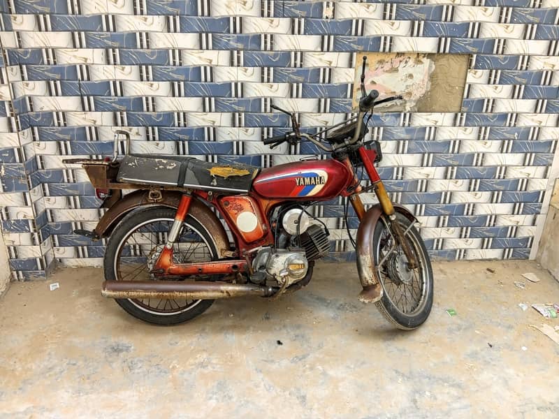 Yamaha YB 100 Deluxe Modle. 1984. - Standard Bikes - 1115025967
