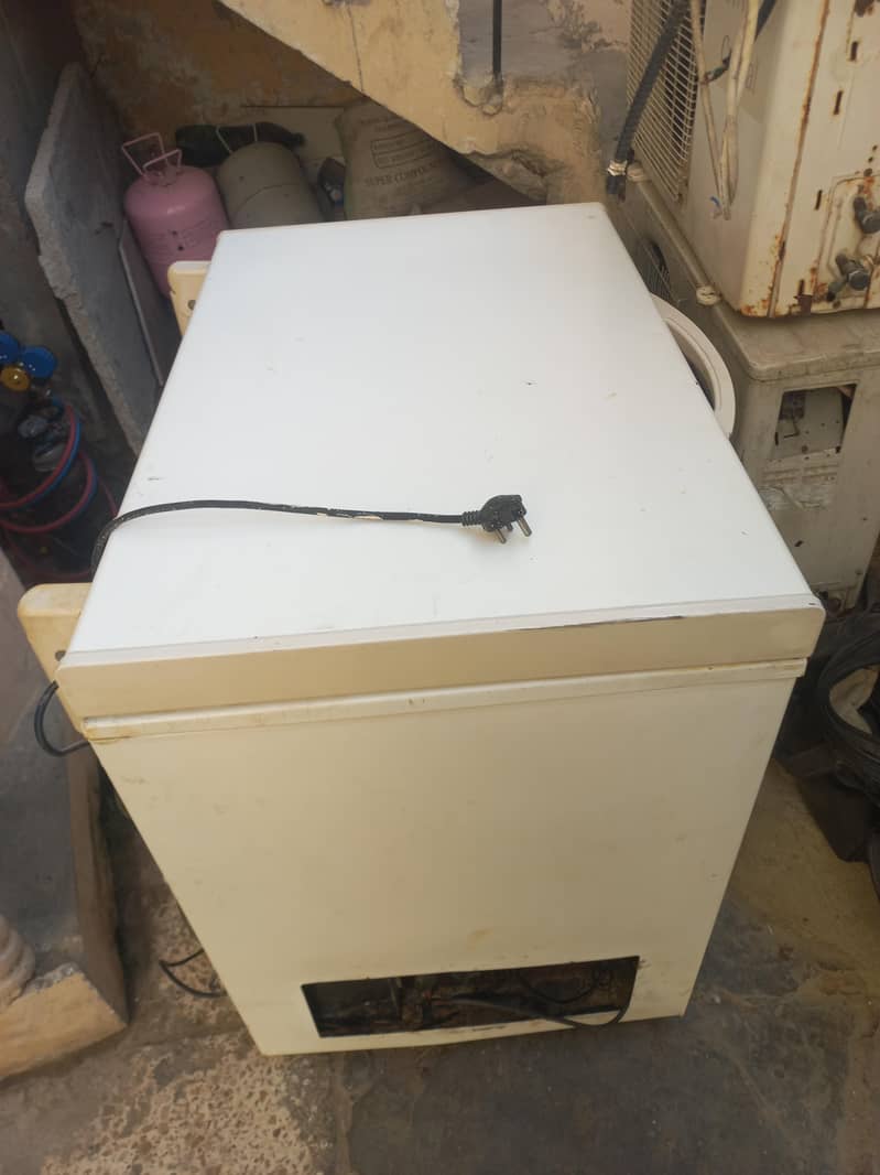 freezer - Freezers - 1115121602