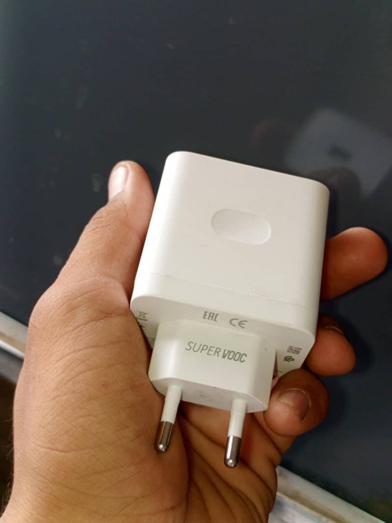 Oppo A6 Pro 80W Original Adapter & Cable Box Wala - Chargers - 1115144771