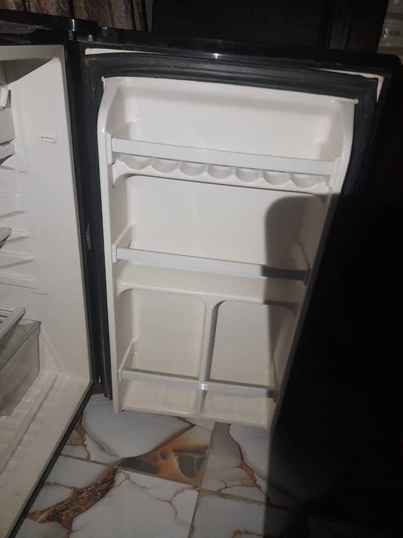 Refrigerator for sale - Refrigerators - 1115281250