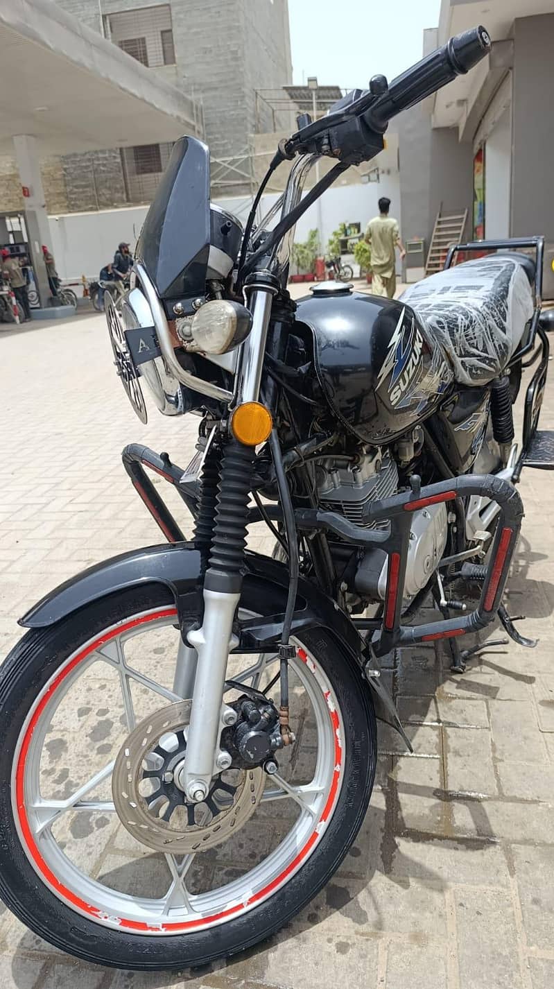 Suzuki 150 - Standard Bikes - 1115385076