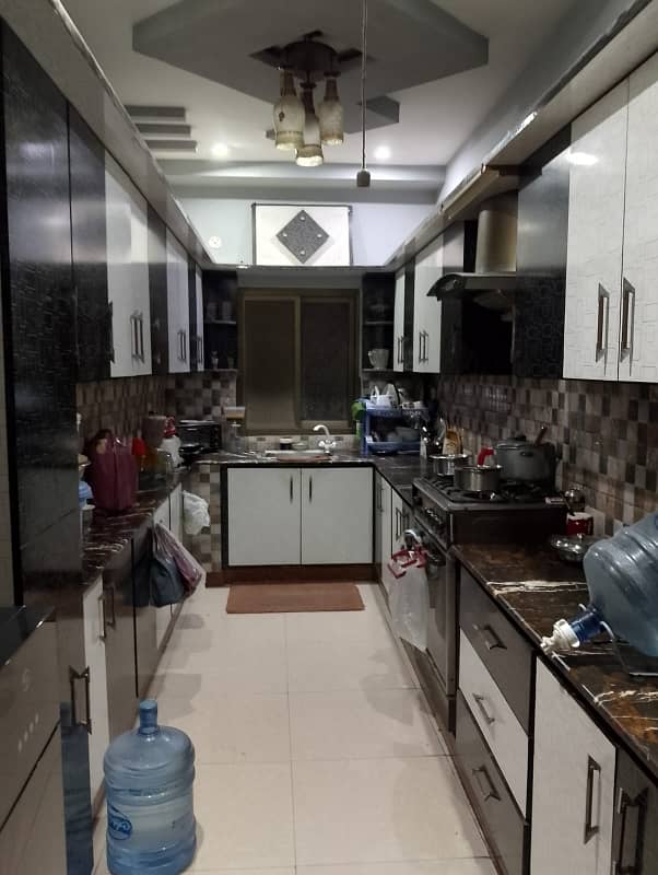 Spacious Prime Location 240 Square Yards House Available For sale In ...