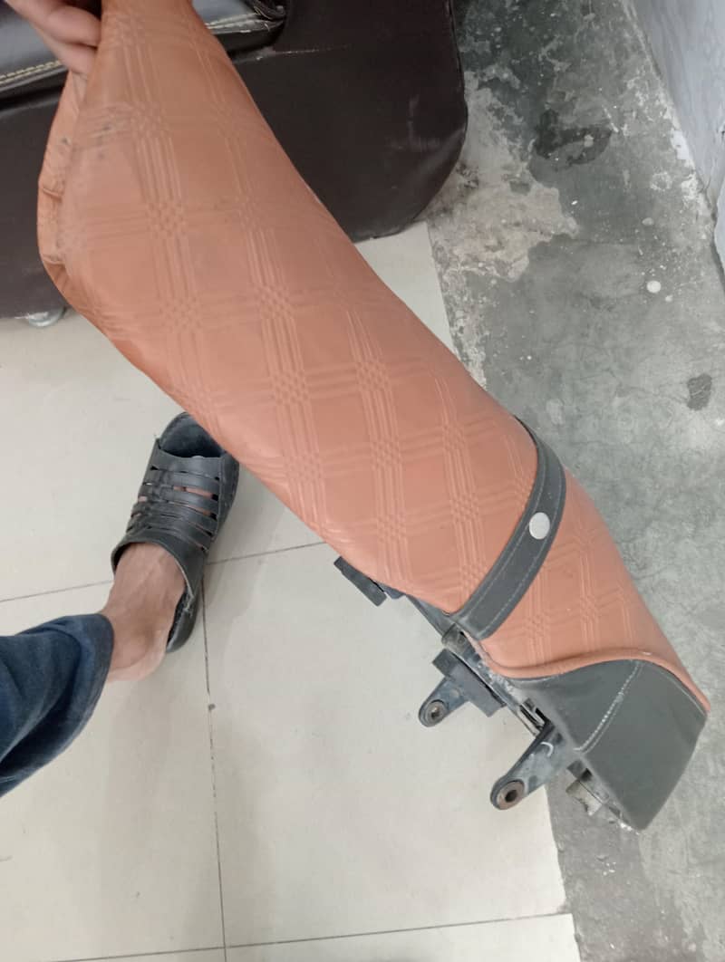 cd70cc bik KY h - Seats - 1115414487