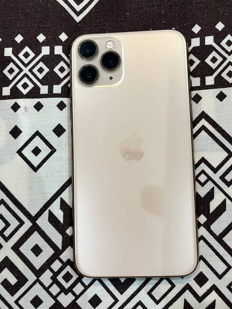Apple iPhone 11 Pro - Mobile Phones - 1115436671