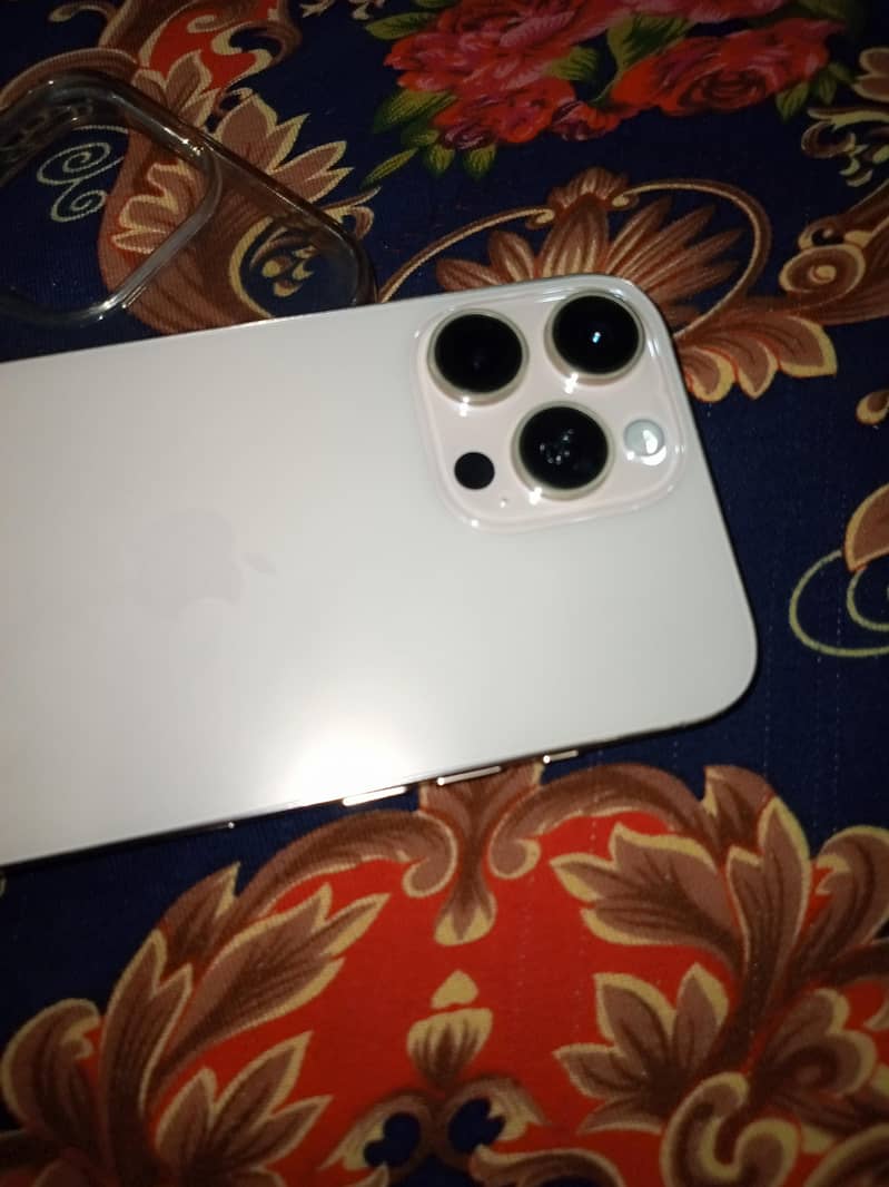 iPhone 16 pro max - Mobile Phones - 1115502520