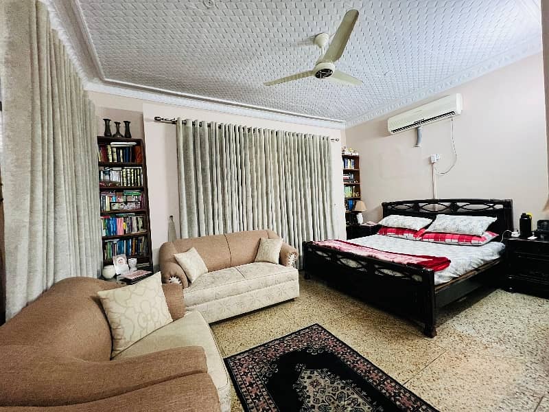 A Well Maintained Upper Portion Fully Furnished - Portions & Floors ...