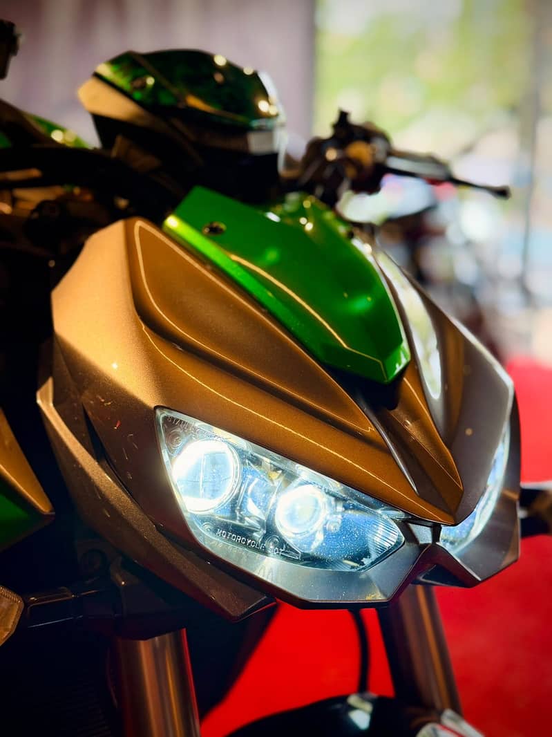 kawasaki Z1000 - Sports & Heavy Bikes - 1115589396